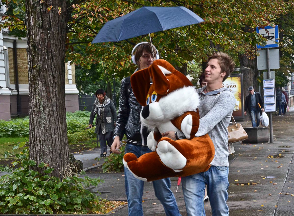 CFFC: Things People Play With | Leya