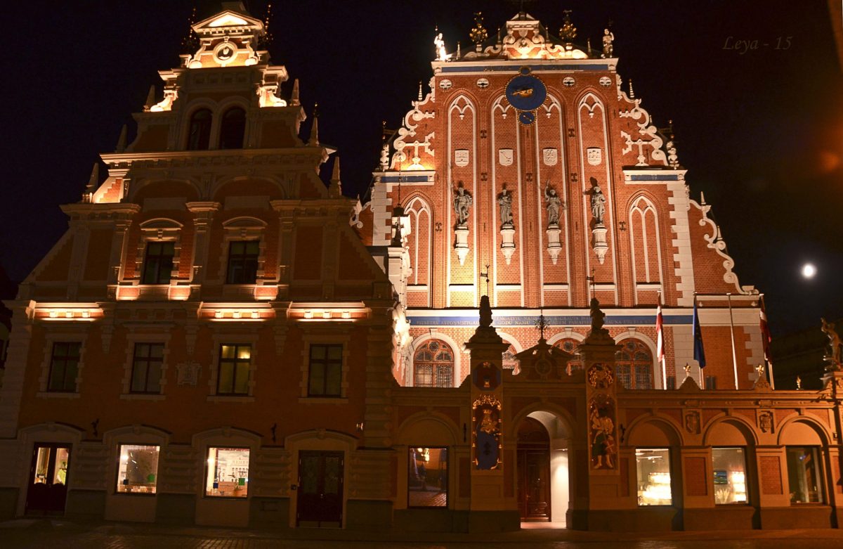 Riga – a Gallery of Colour and Artistic Form | Leya